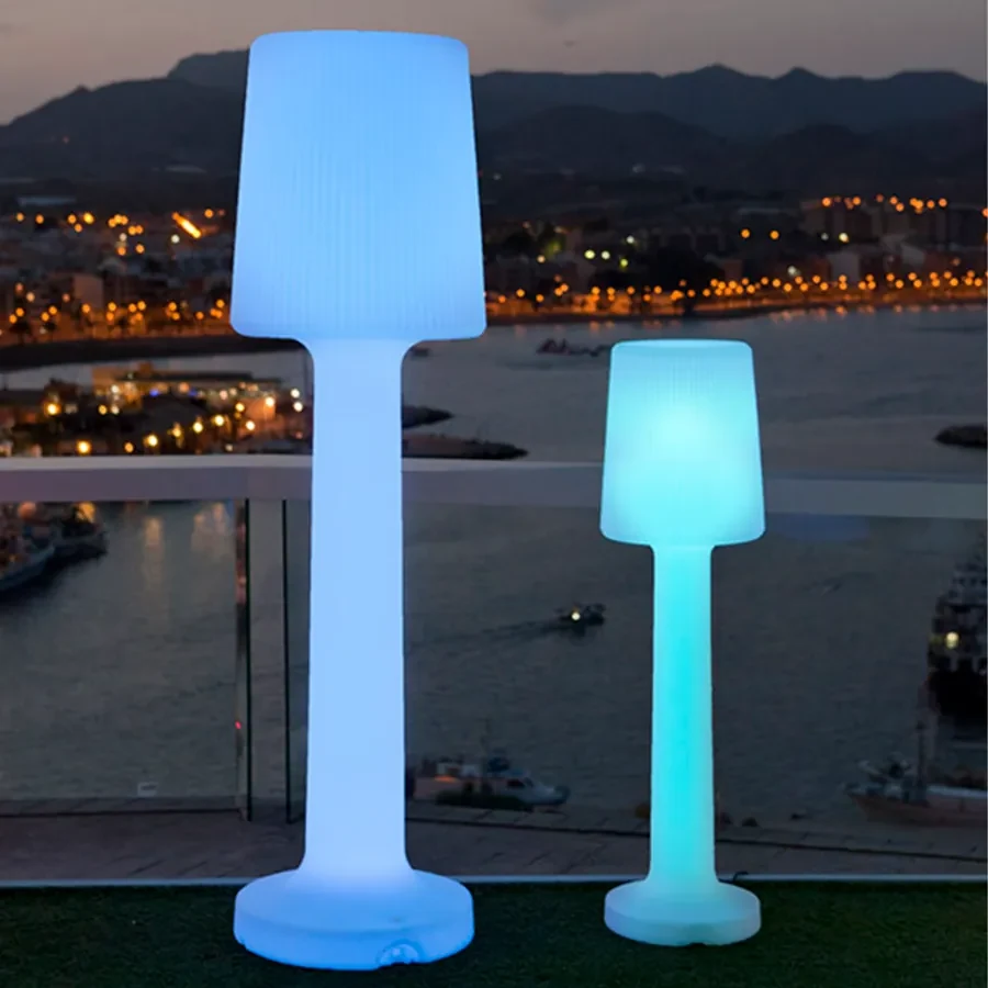 CANDEEIRO DE PÉ JARDIM CARMEN 110 CM LUZ LED RGB BATERIA RECARREGÁVEL ...